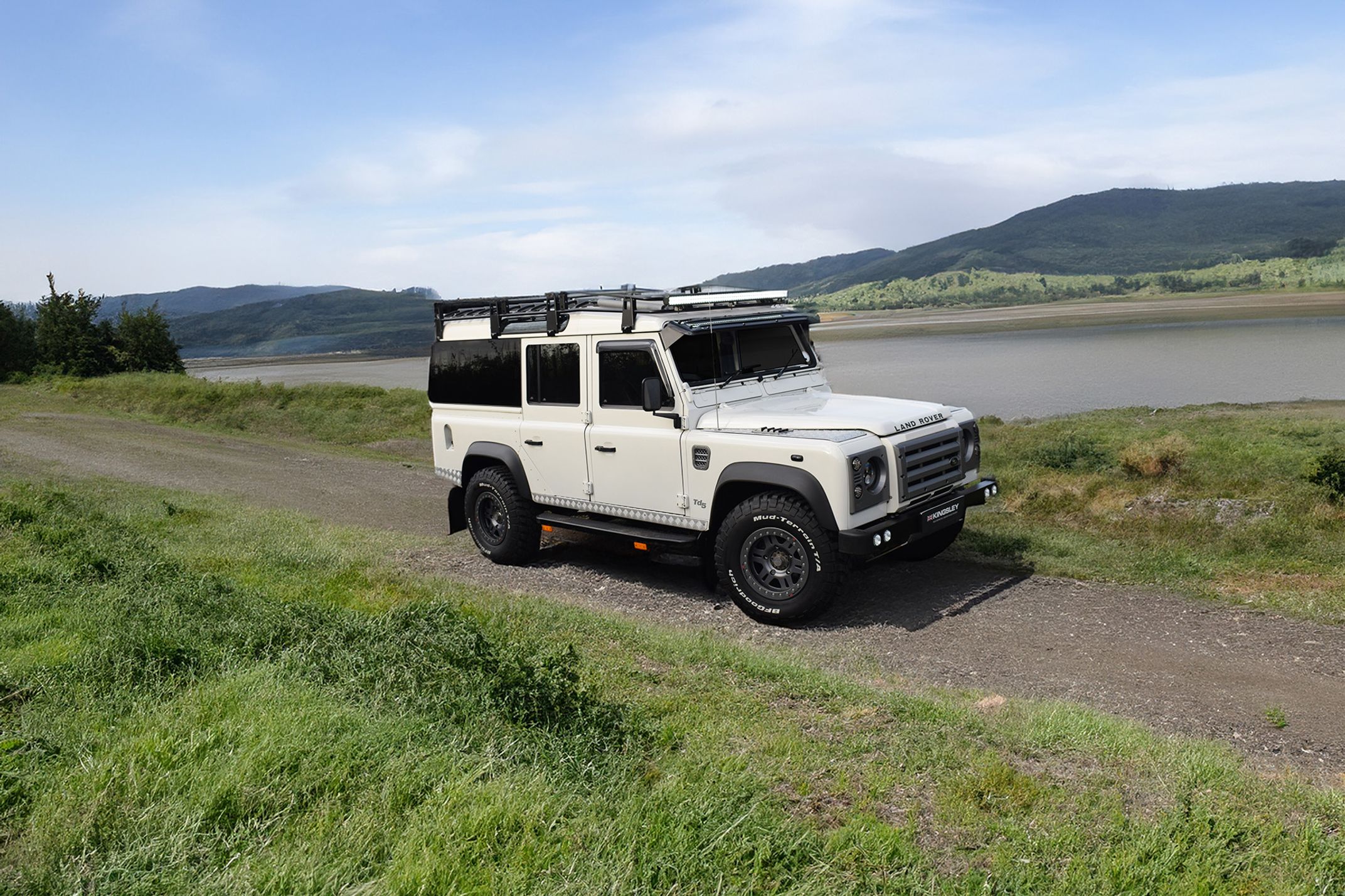 Classic Land Rover Defender restoration | Kingsley Defenders